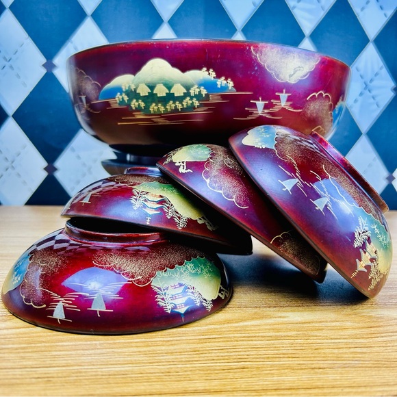Vintage | Kitchen | Japanese Red Lacquerware Set Bowls With Gold ...